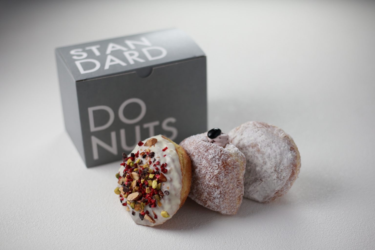 STANDARD DONUTS(スタンダードドーナツ) | 日常を最高にするドーナツを提供します｡